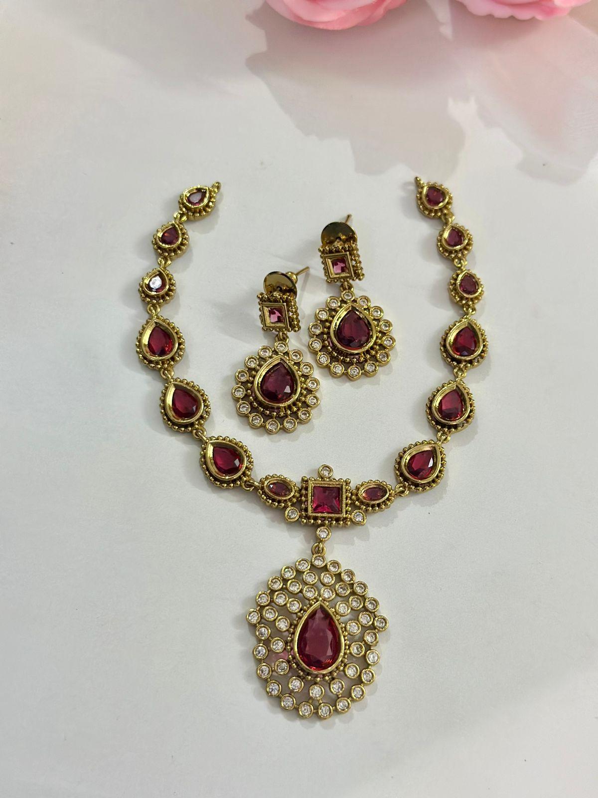 Ruby Royale Necklace Set